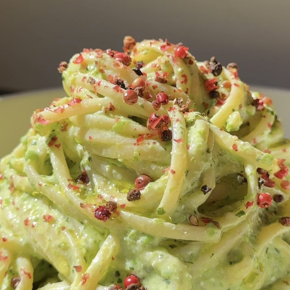 Creamy Chicken and Mushroom Pasta - Zena's Kitchen