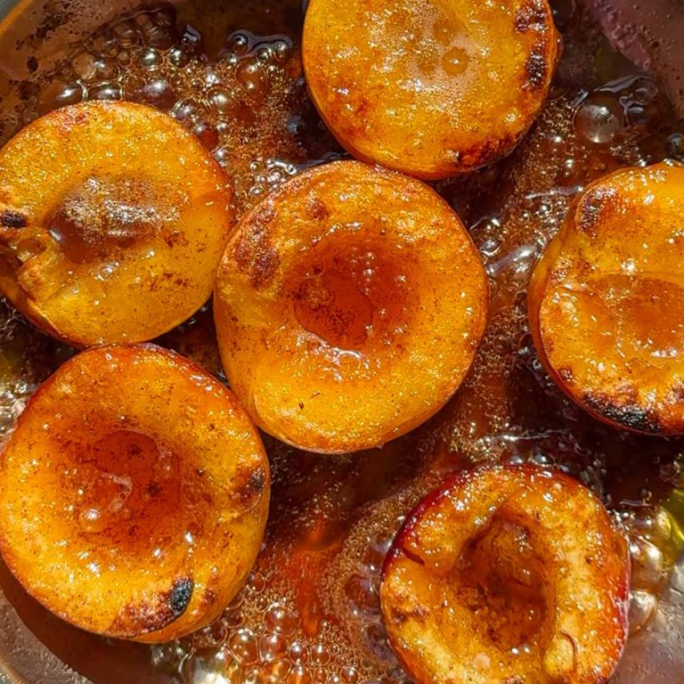 Maple Cinnamon Baked Peaches